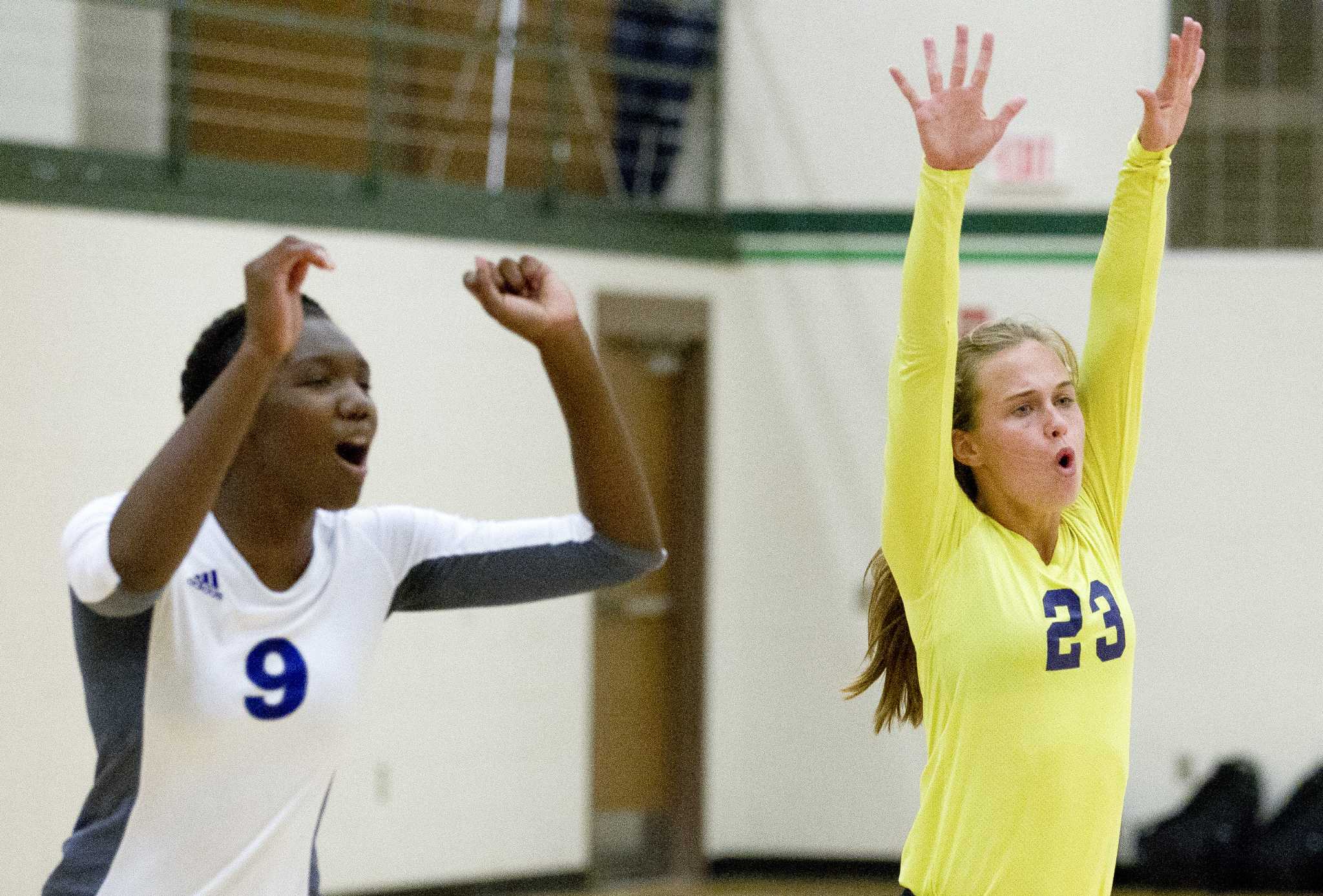 VOLLEYBALL: Willis, Porter taking aim at tournament title