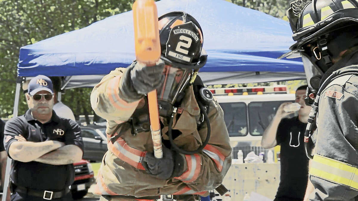 Middletown firefighters obstacle course puts mayor, other locals to test