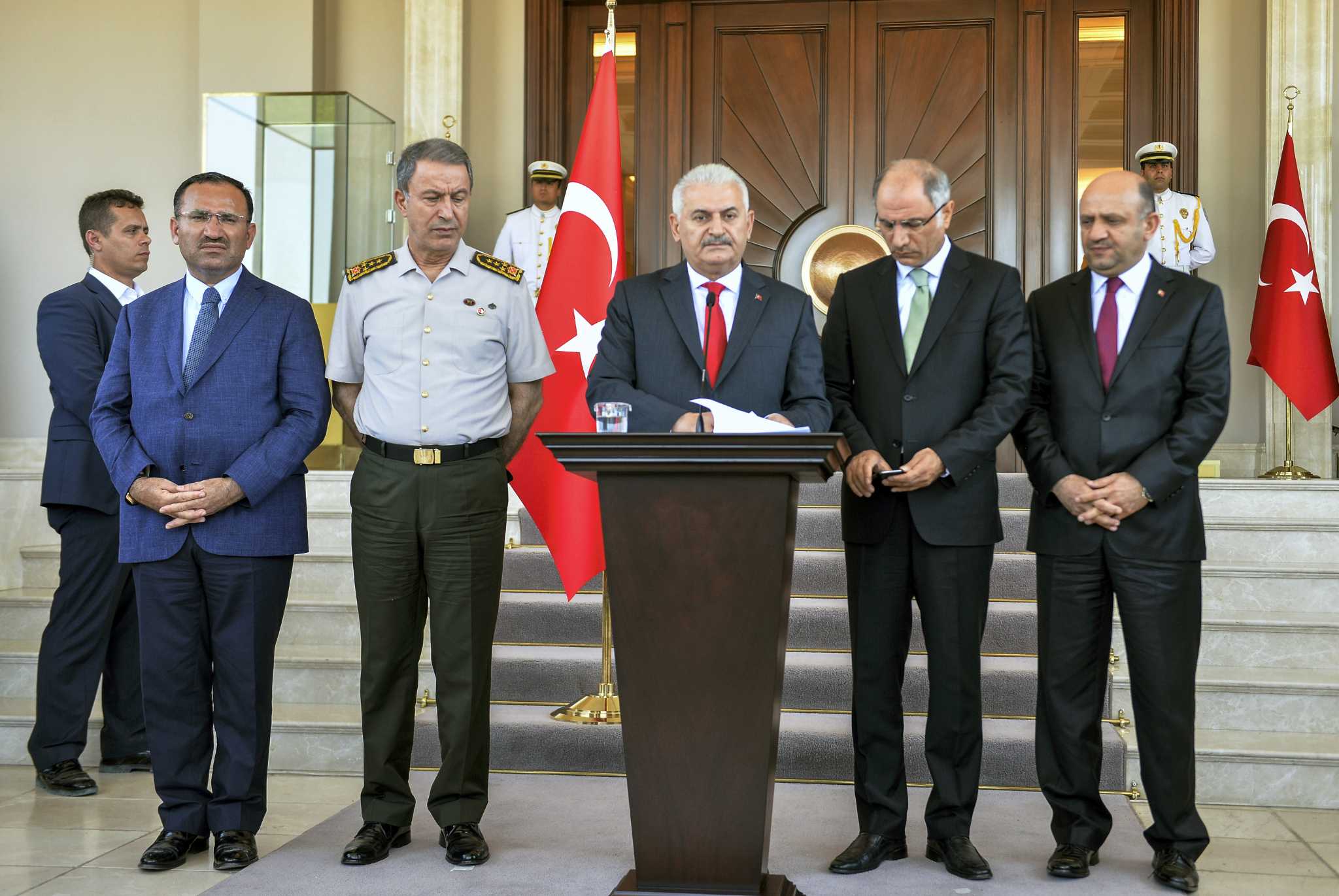 Turkey’s religious leaders condemn coup attempt; many dead in aftermath