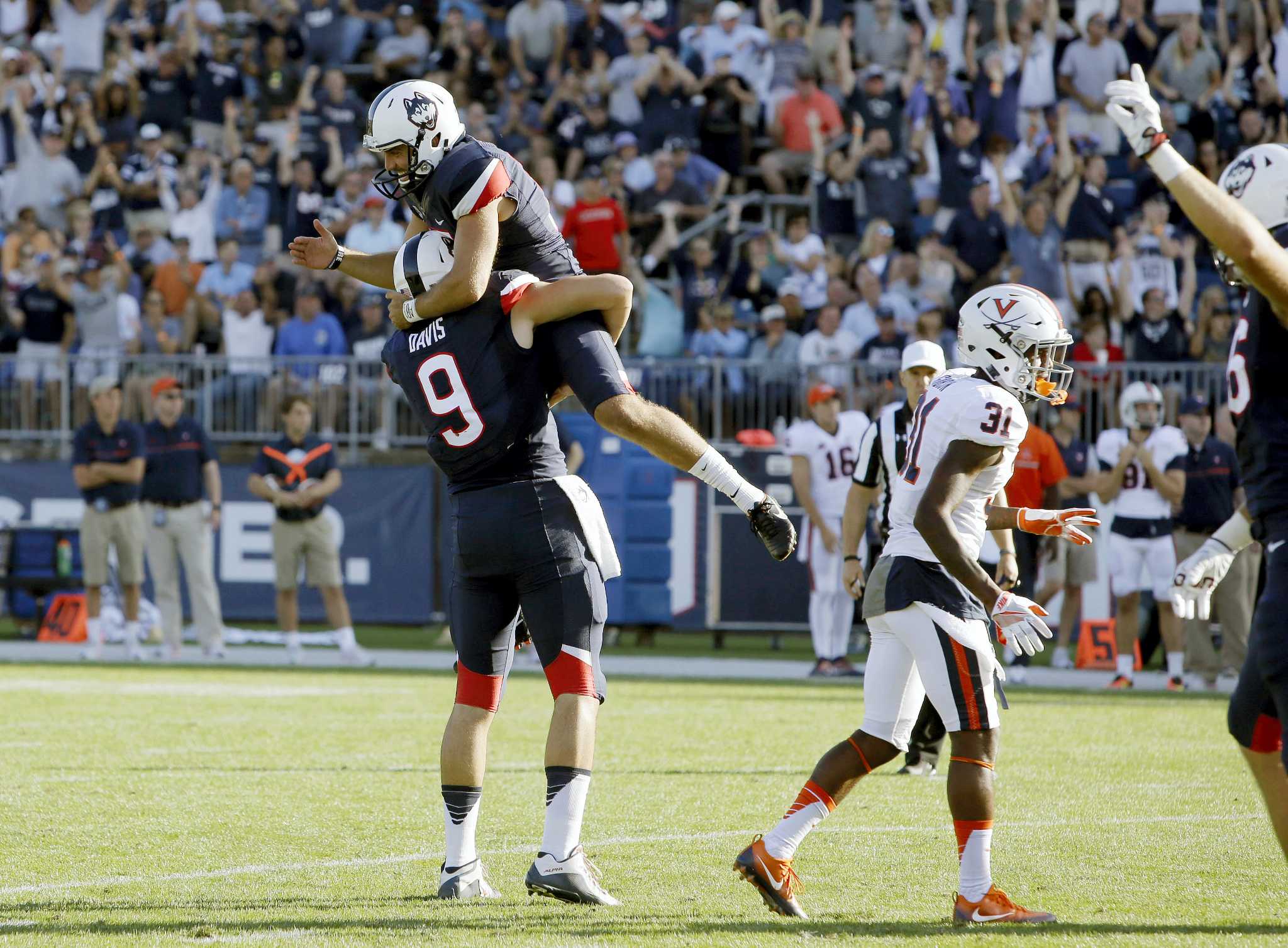 Advice from the late Mike Sadler remains with UConn kicker Bobby Puyol