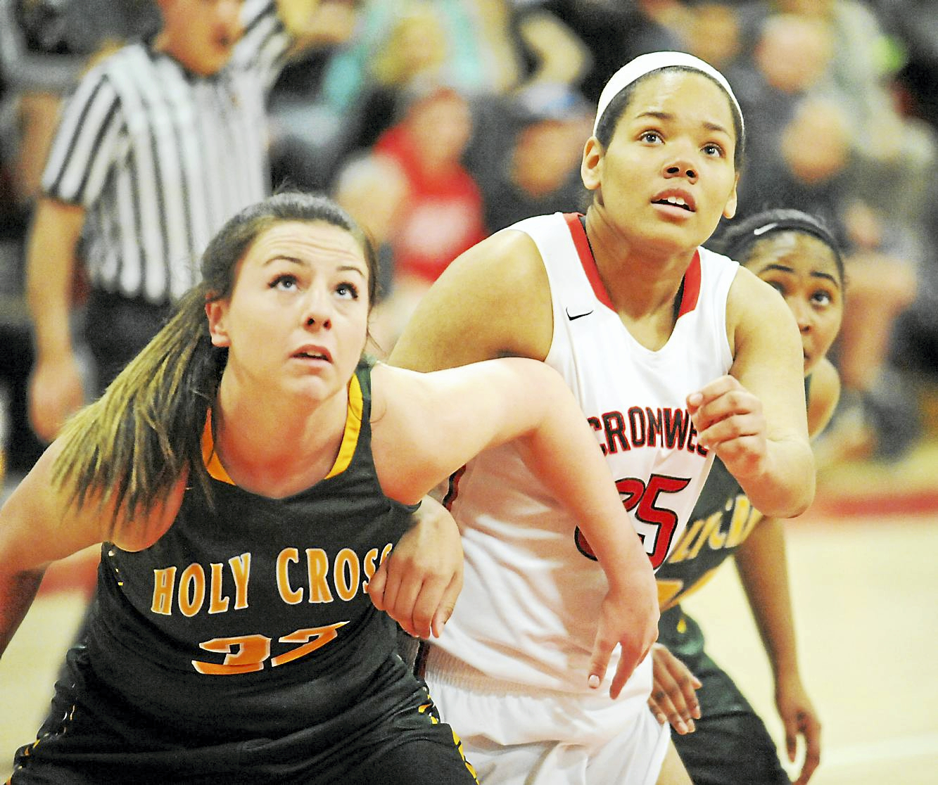 Girls basketball: Cromwell cruises into Class M championship game