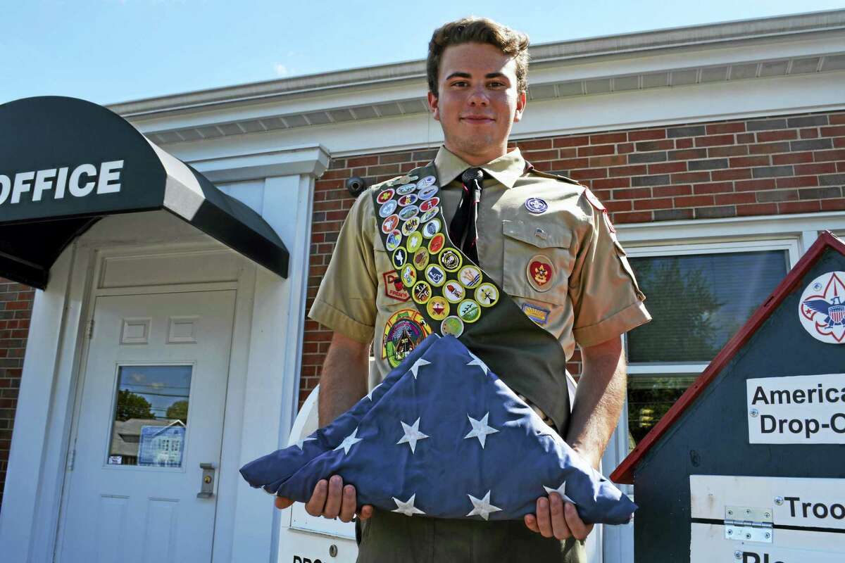 Middletown teen’s Eagle Scout project honors American flag, family’s ...