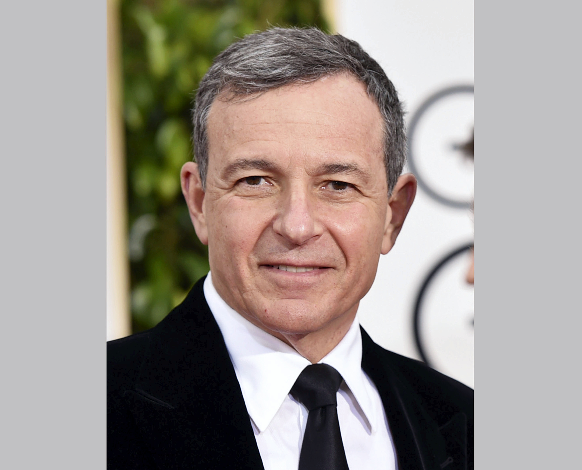 Disney CEO Robert Iger working on leadership book