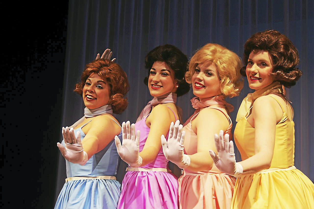 Waterbury: Seven Angels Theater presents ‘The Taffetas’