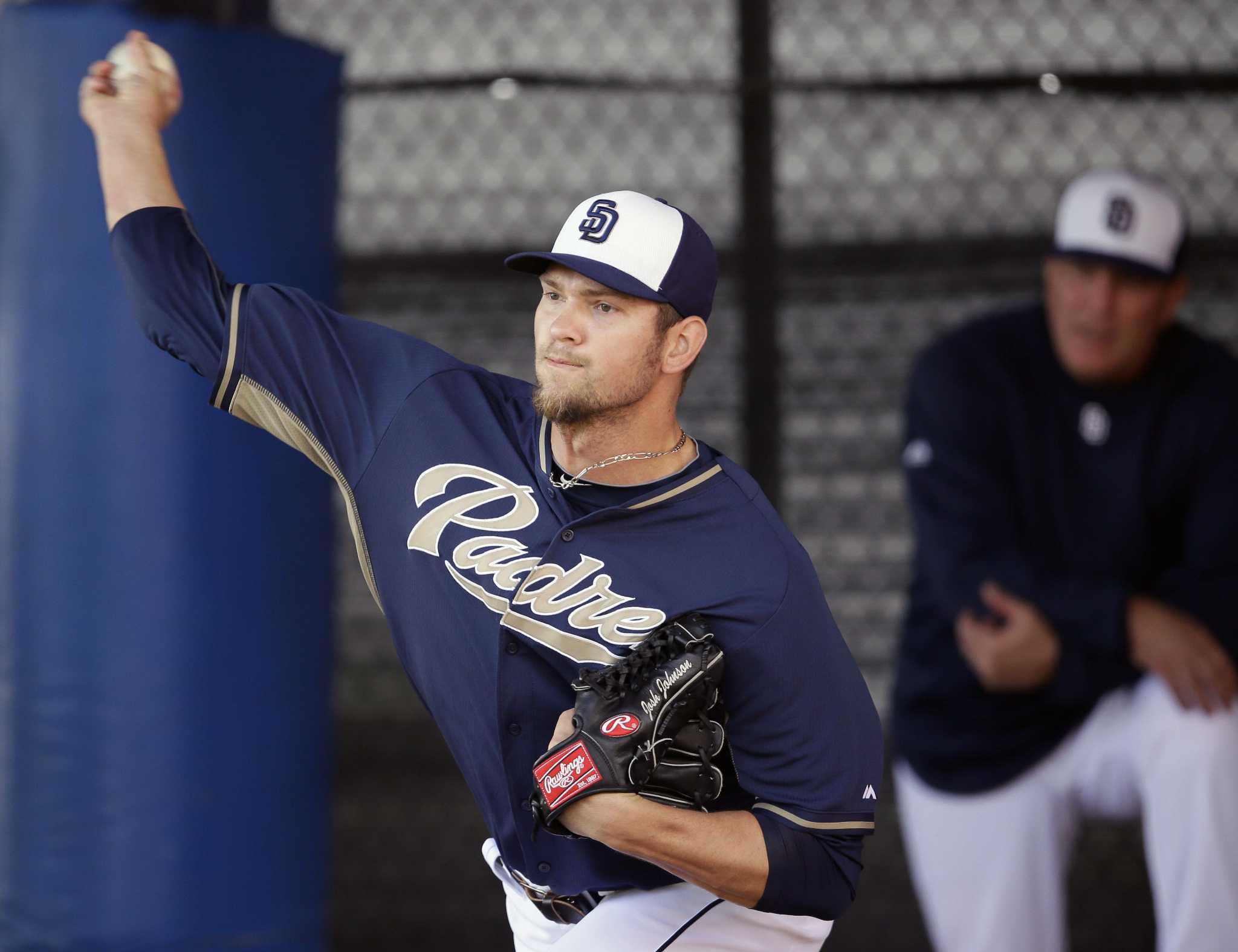 Padres pitcher Josh Johnson needs 3rd Tommy John surgery