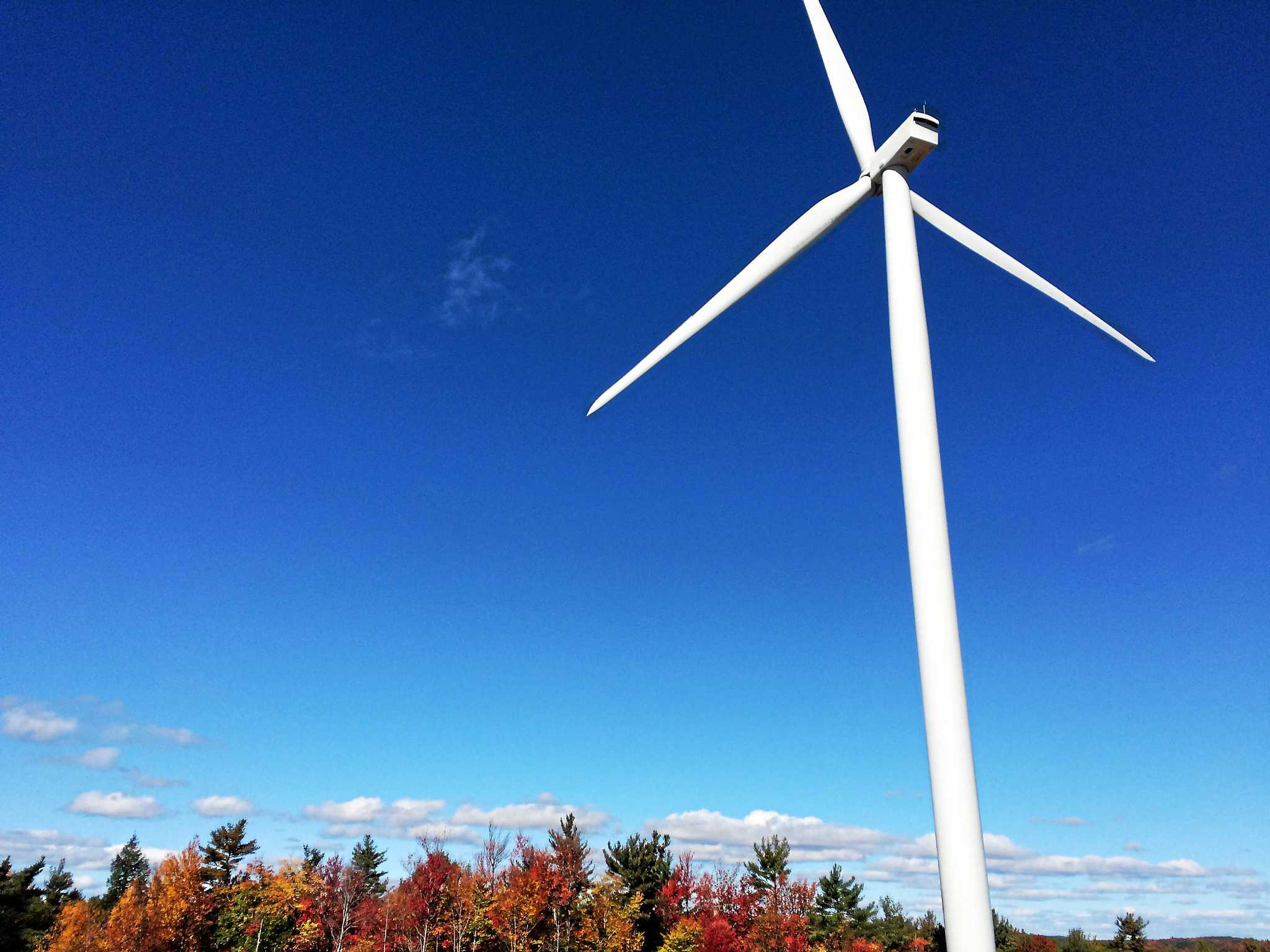 Connecticut’s first commercial wind farm powers up in Colebrook
