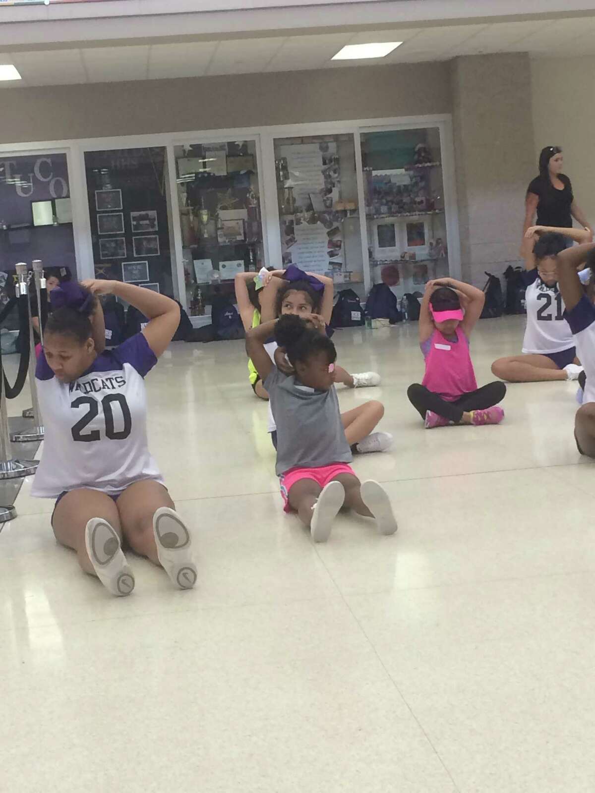 Humble cheer hosts clinic for community