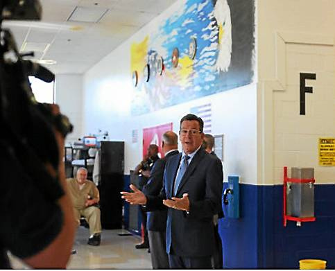 Inmates in new veterans’ unit cheer Malloy