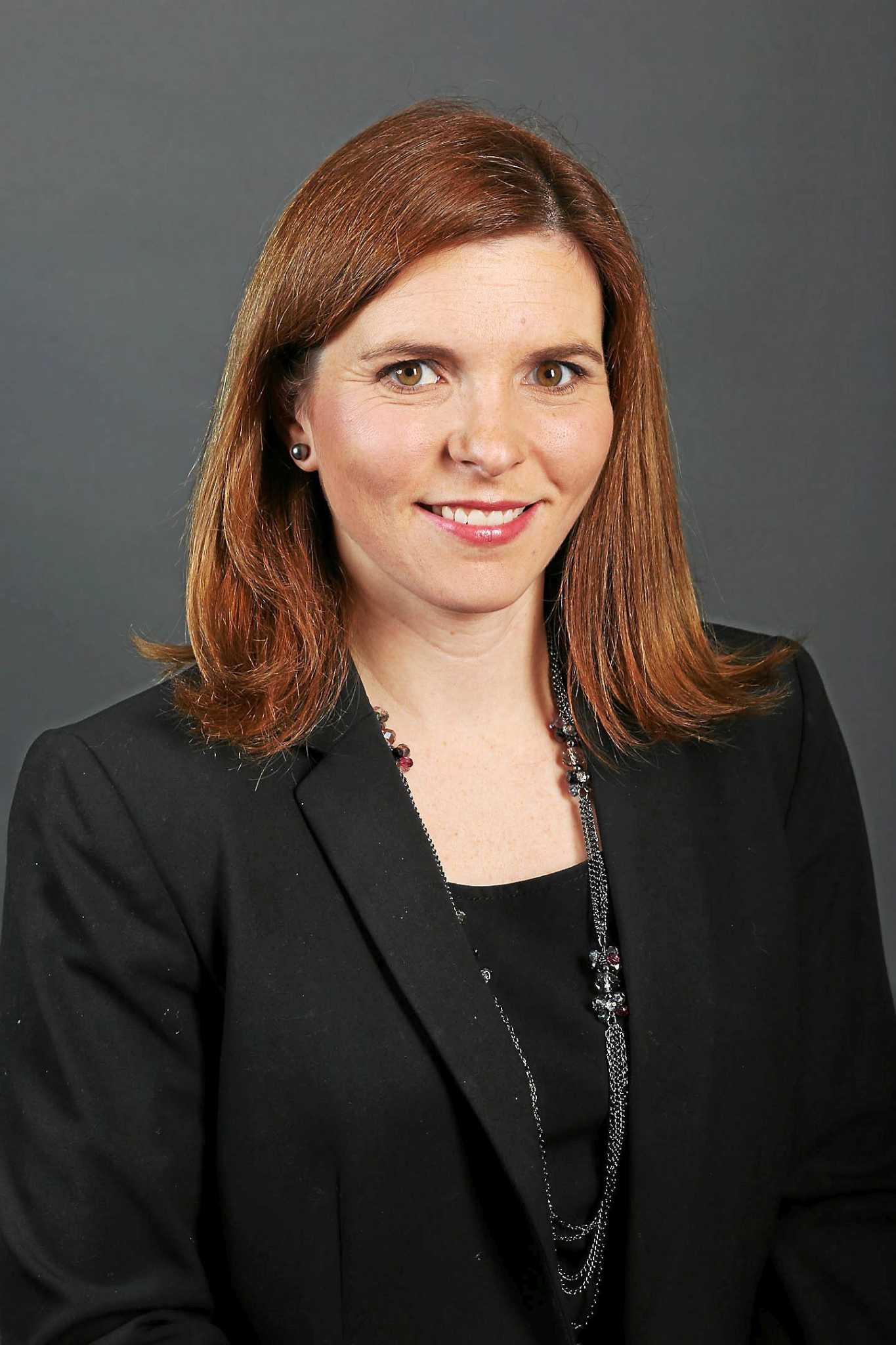 Cromwell woman completes Hartford leadership program
