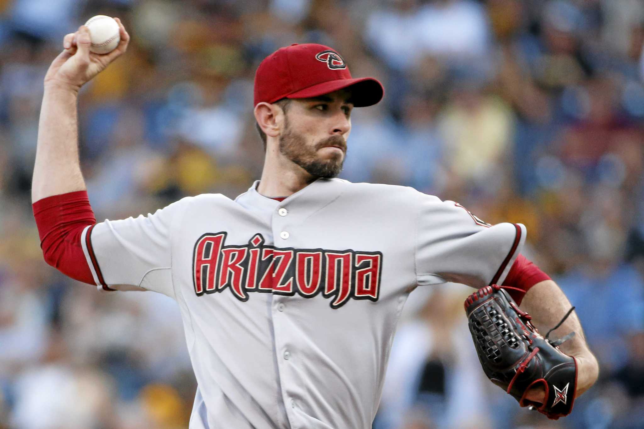 Yankees acquire Brandon McCarthy from Diamondbacks for Vidal Nuno