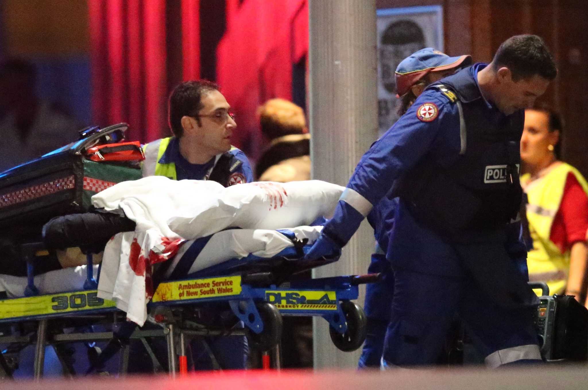 Sydney siege ends with barrage of gunfire; 3 dead, including gunman