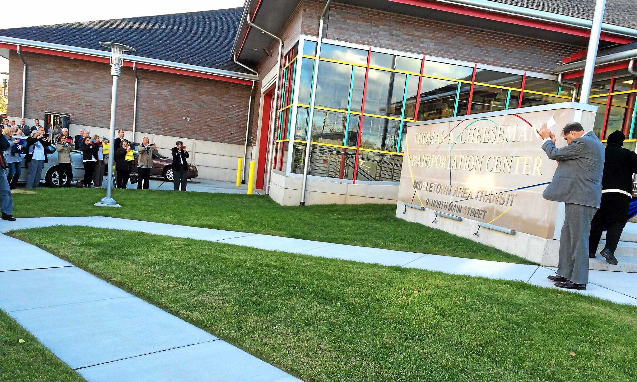 Middletown dedicates bus facility to longtime director Cheeseman
