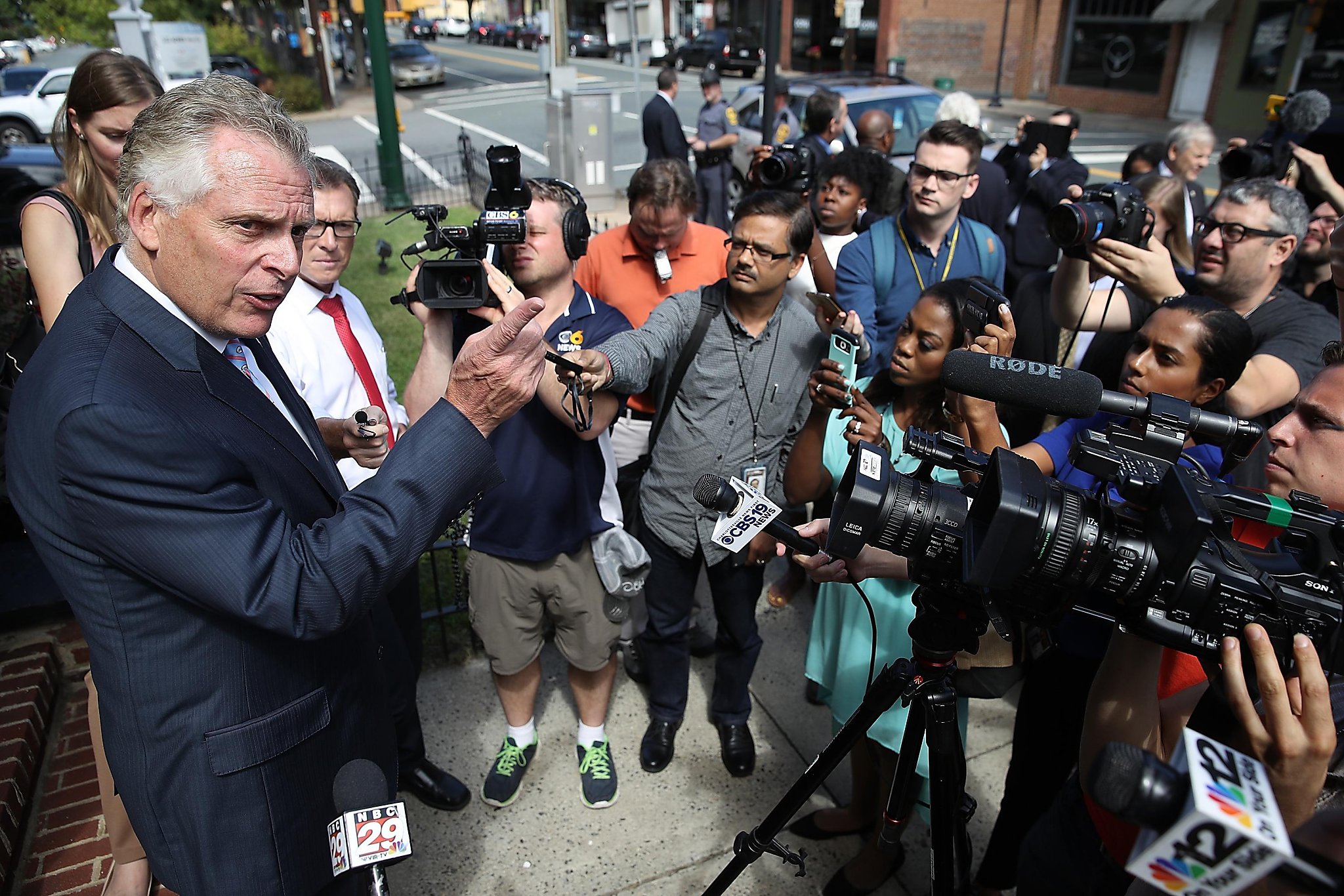 Virginia officers’ response to racial confrontation criticized