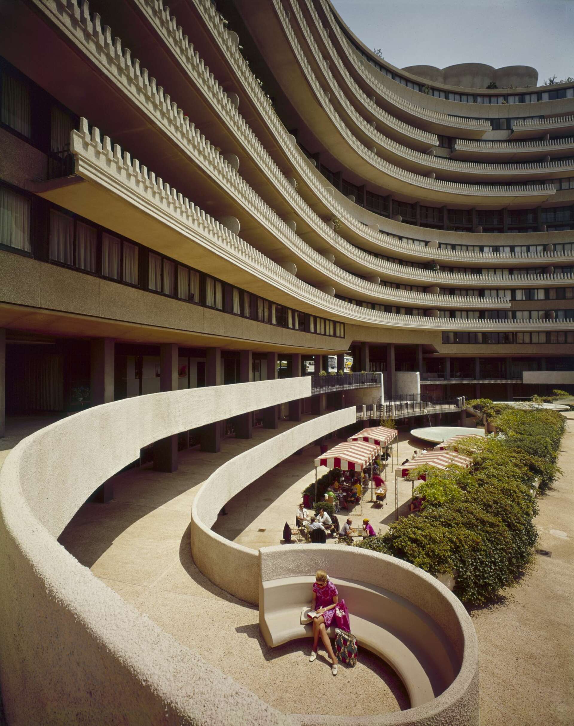 Photos show Watergate apartments before Nixon sullied its image