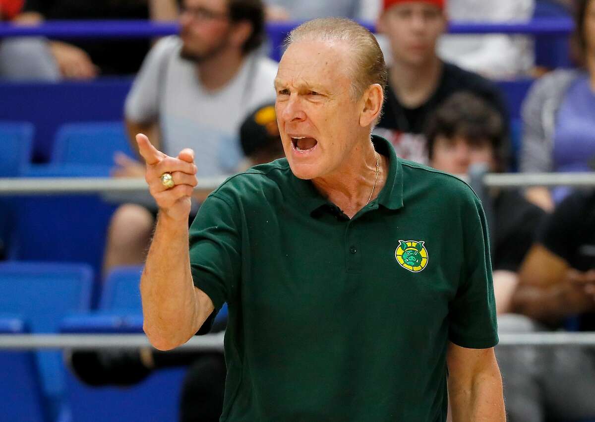 Warriors legend Rick Barry says scrutiny of Trump is 'reprehensible ...