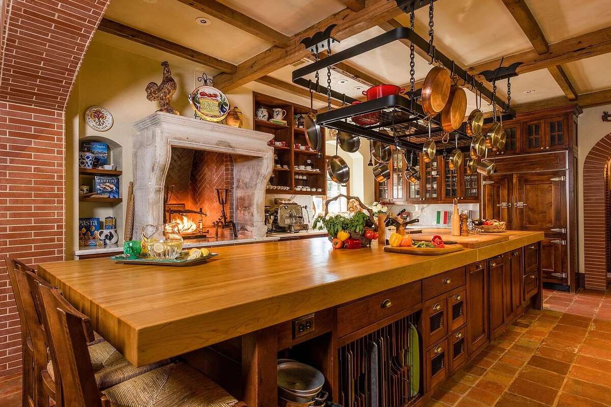 Italian-inspired Central Texas estate owned by Carrabba's co-founder ...