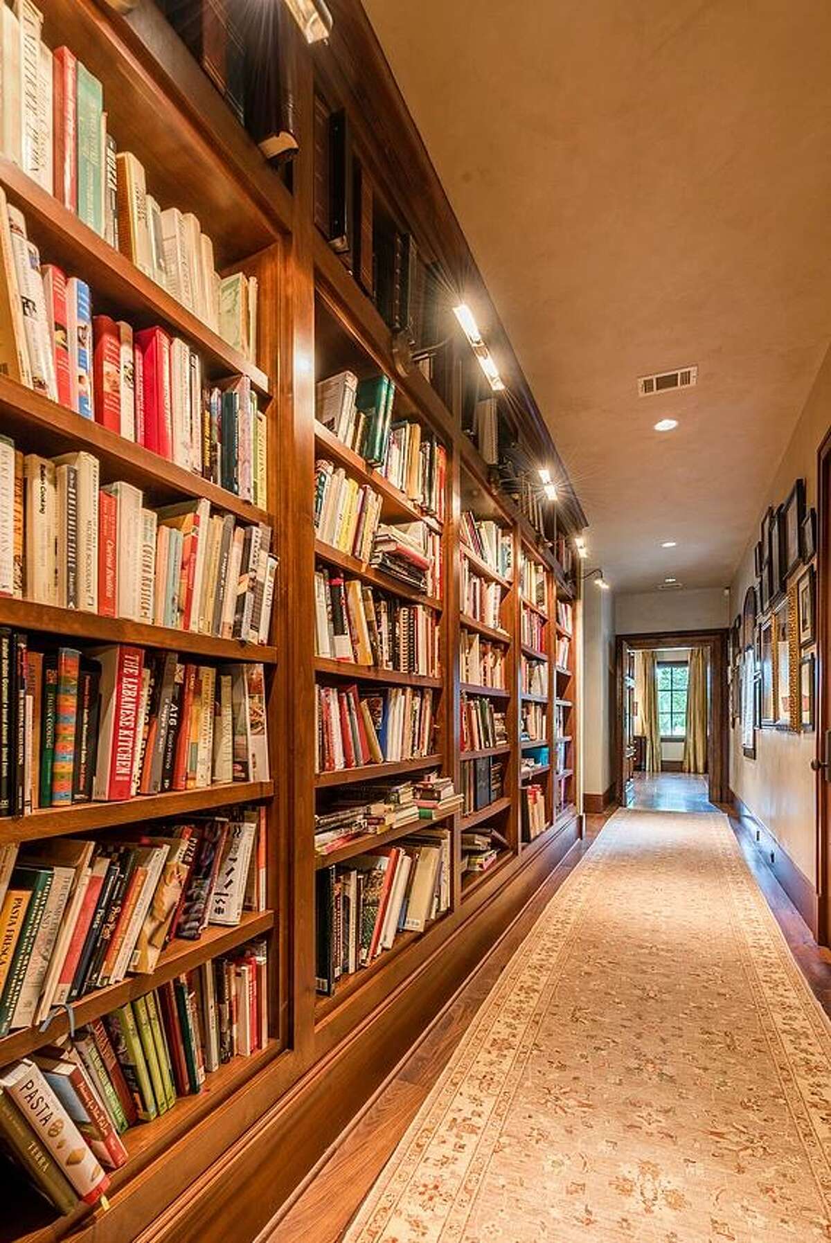 Italian-inspired Central Texas estate owned by Carrabba's co-founder ...