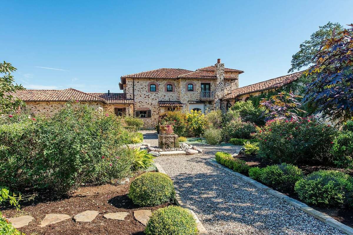 Italian-inspired Central Texas estate owned by Carrabba's co-founder ...