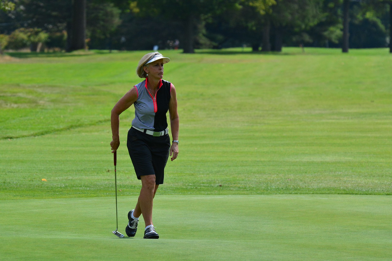 Susan Kahler stays cool under heat of golf tournament play