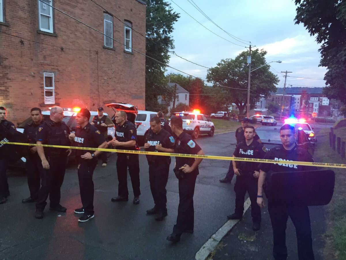 Video captures hectic scene after Troy shooting (warning: graphic)