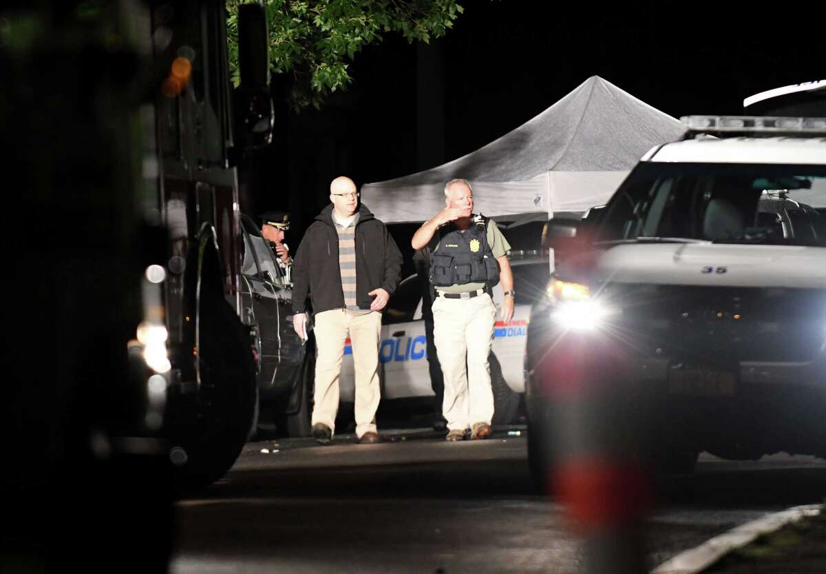 Video captures hectic scene after Troy shooting (warning: graphic)