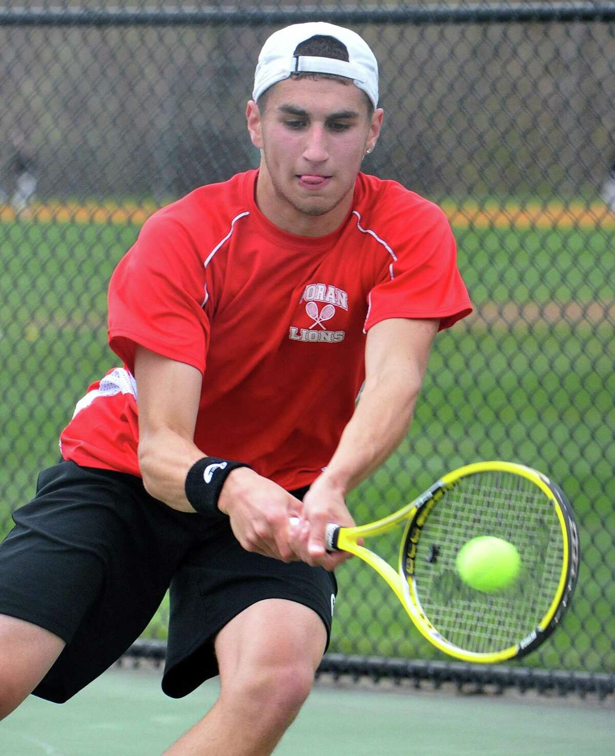 MONDAY'S BOYS' TENNIS ROUNDUP: Amity beats Foran
