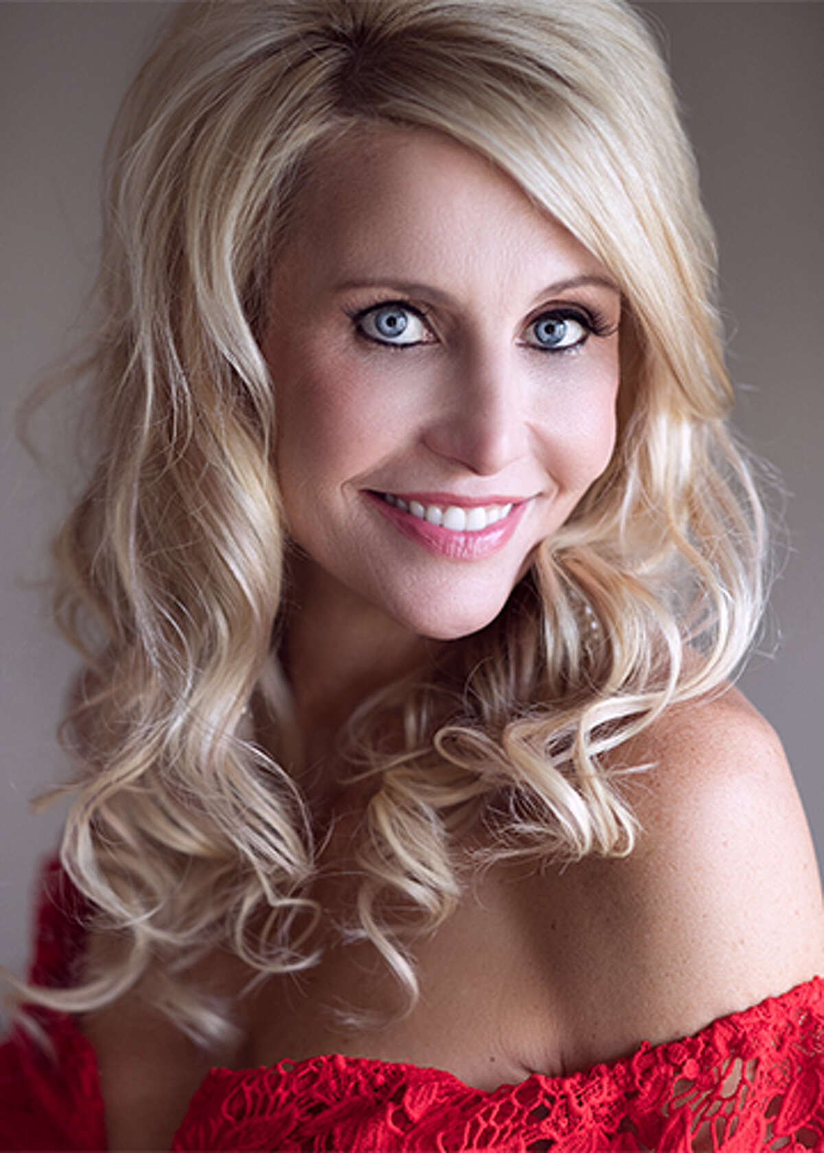 Things to know about Mrs. America Texas 2017 Sonia Segura before she ...