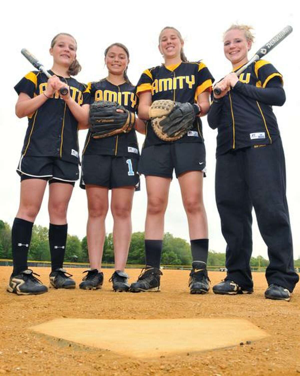 SOFTBALL: Team of the Week - Amity (video)