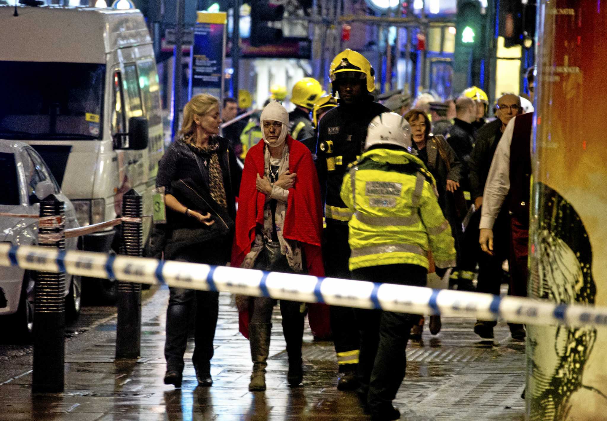 London theater partially collapses, causes ‘number’ of casualties
