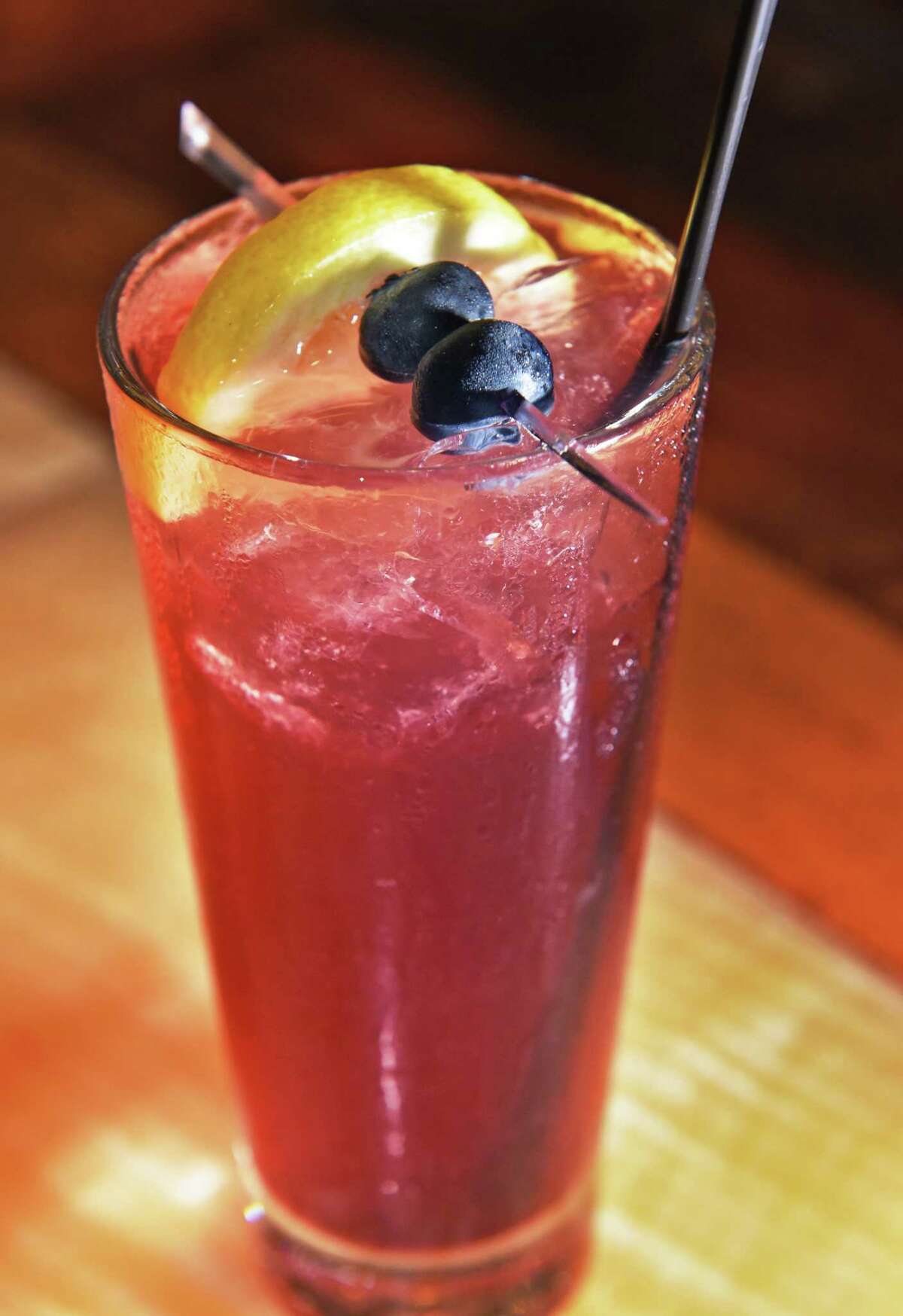 Where to drink Saratoga-inspired cocktails