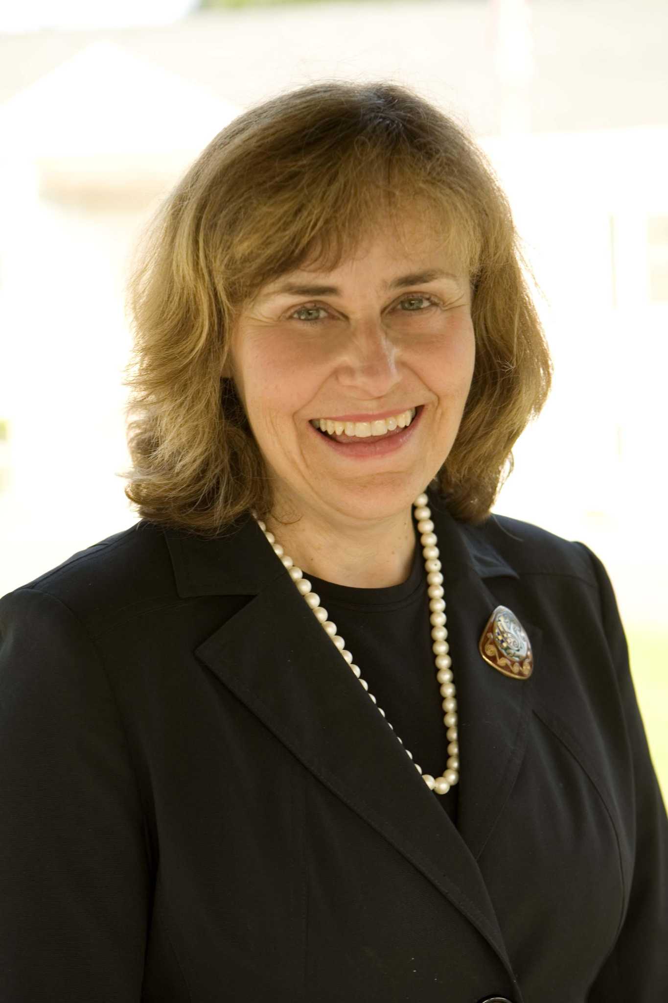 SUSAN BRANSFIELD - FIRST SELECTMAN (D)