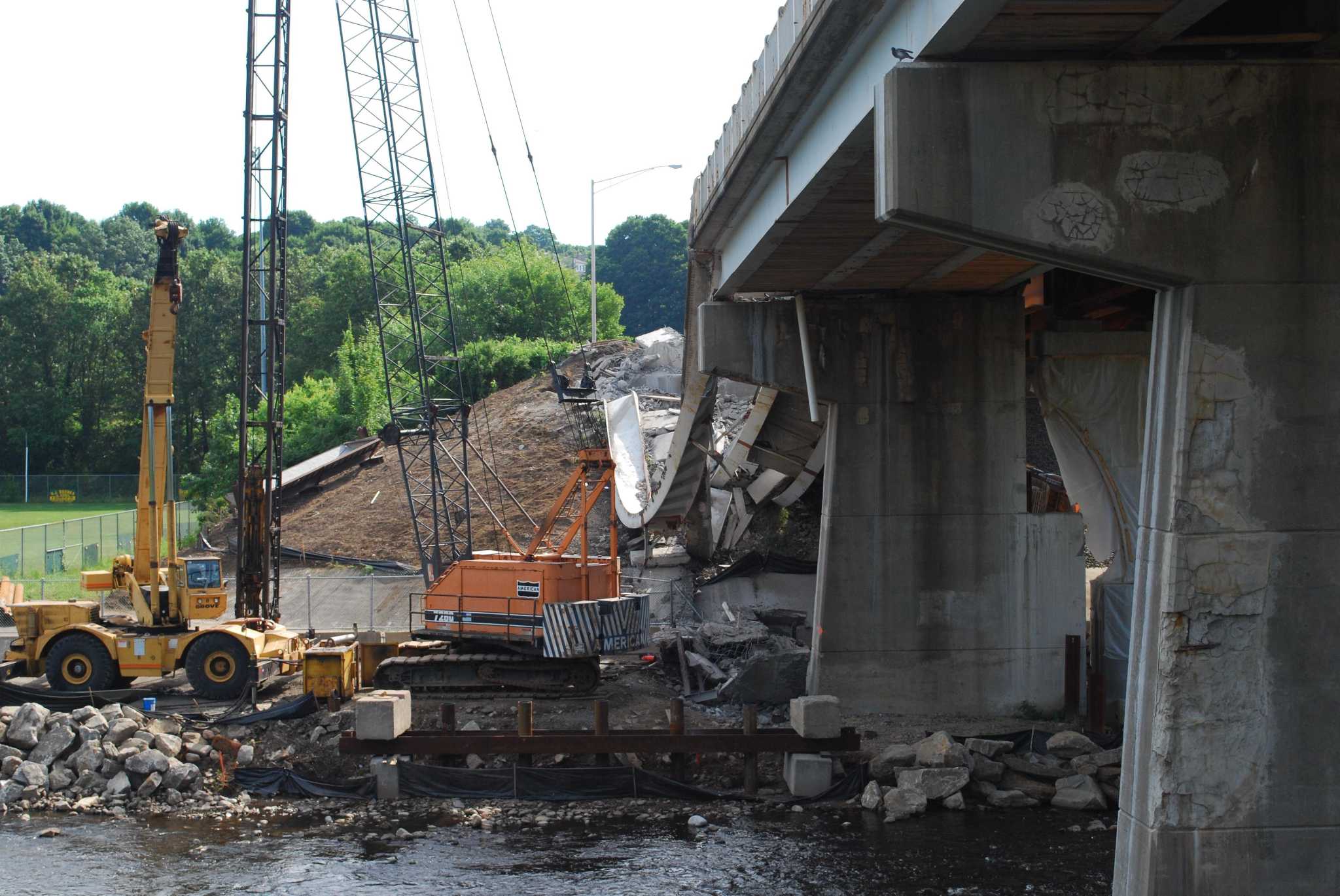 Company working on Naugatuck bridge that collapsed was cited in 2009 ...