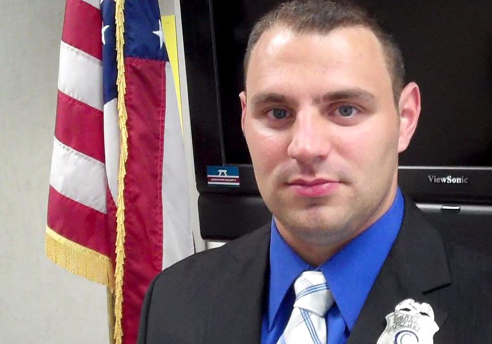 New Cromwell officer sworn in (video)