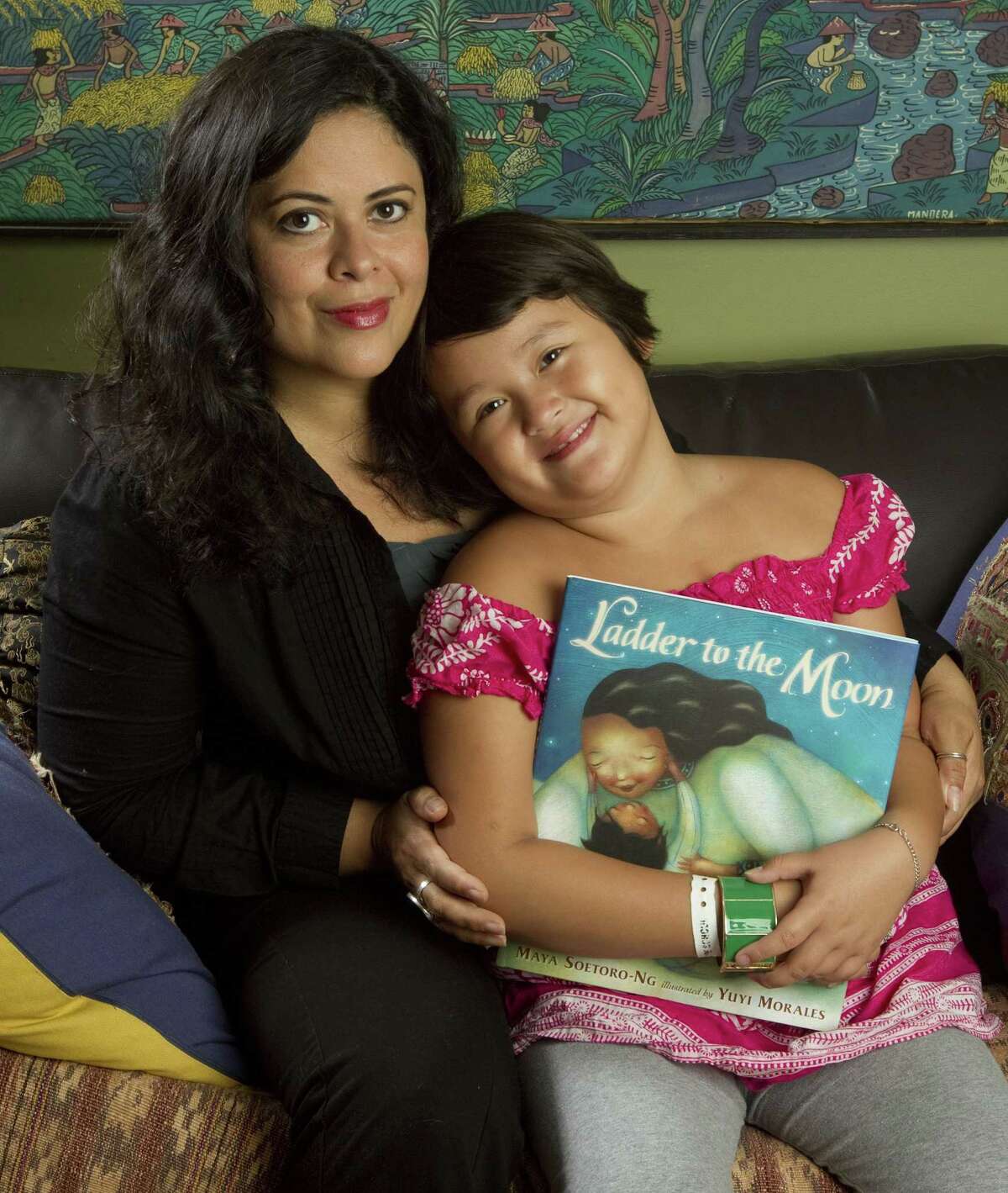 President's sister puts their mom in picture book