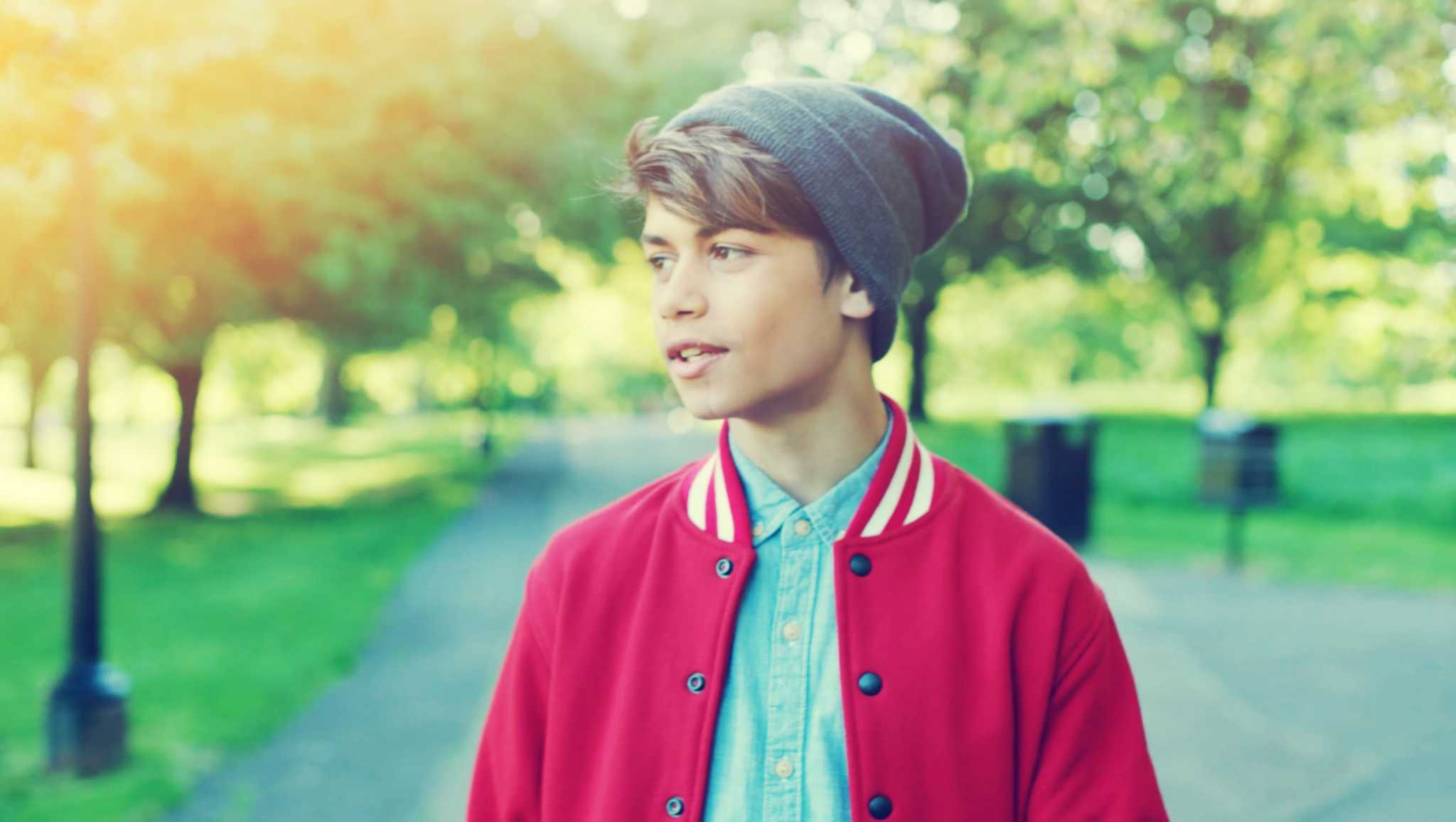 "Muslim Justin Bieber" pens children's book on peace