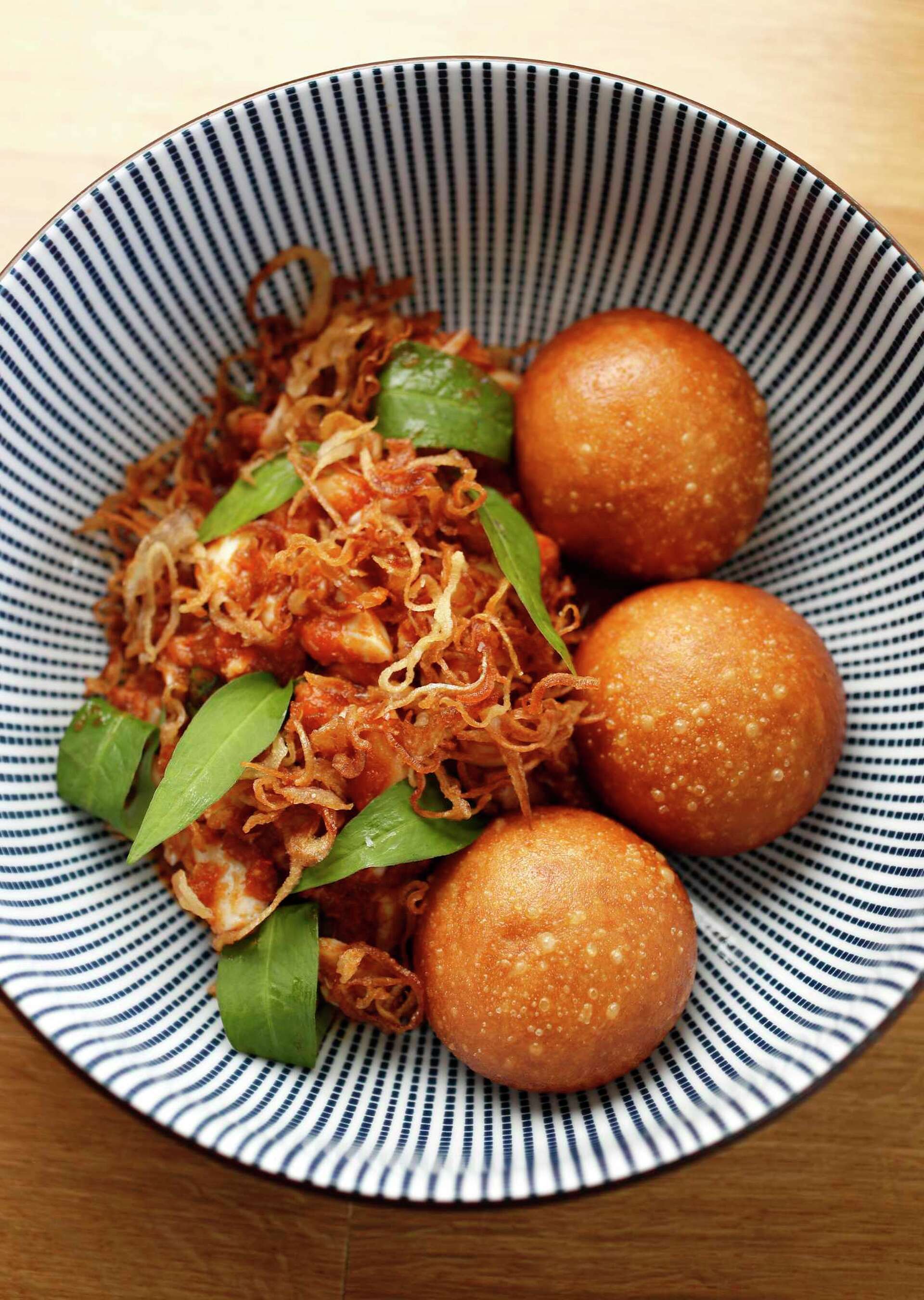 First look: Paul Qui’s new Aqui restaurant