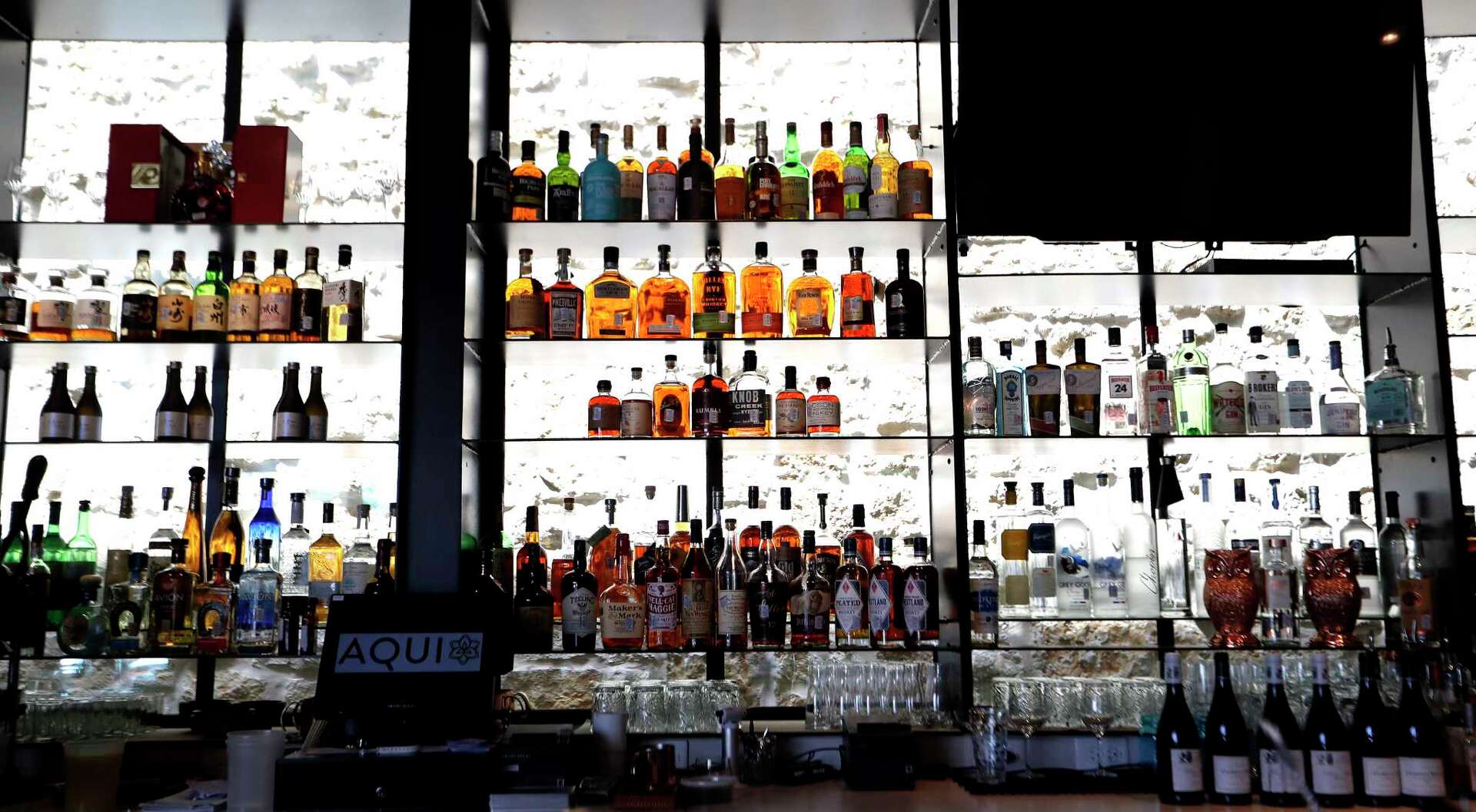 First look: Paul Qui’s new Aqui restaurant