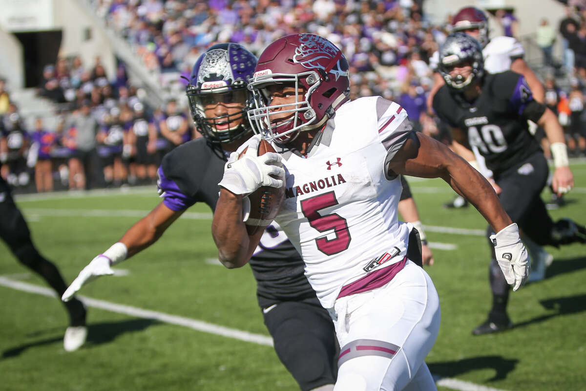 FOOTBALL: Magnolia aiming to repeat as district champion