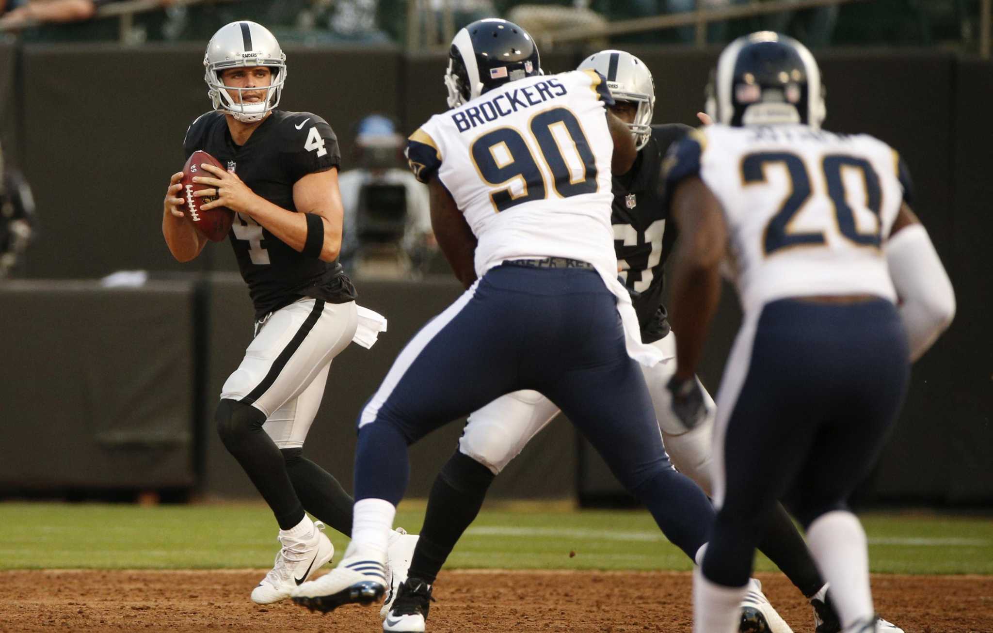 Raiders’ starting offense mostly click in loss to Rams