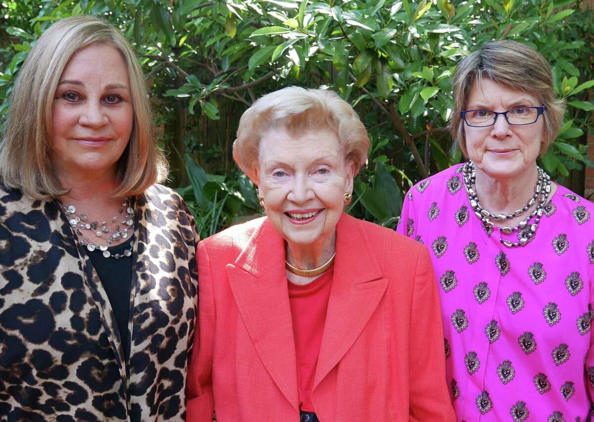 HemisFair mural enjoys new visibility