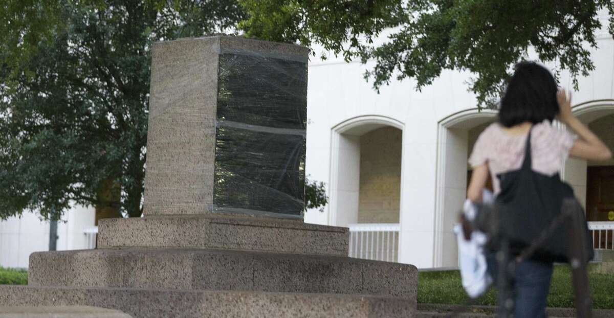 UT removes Confederate statues from main campus