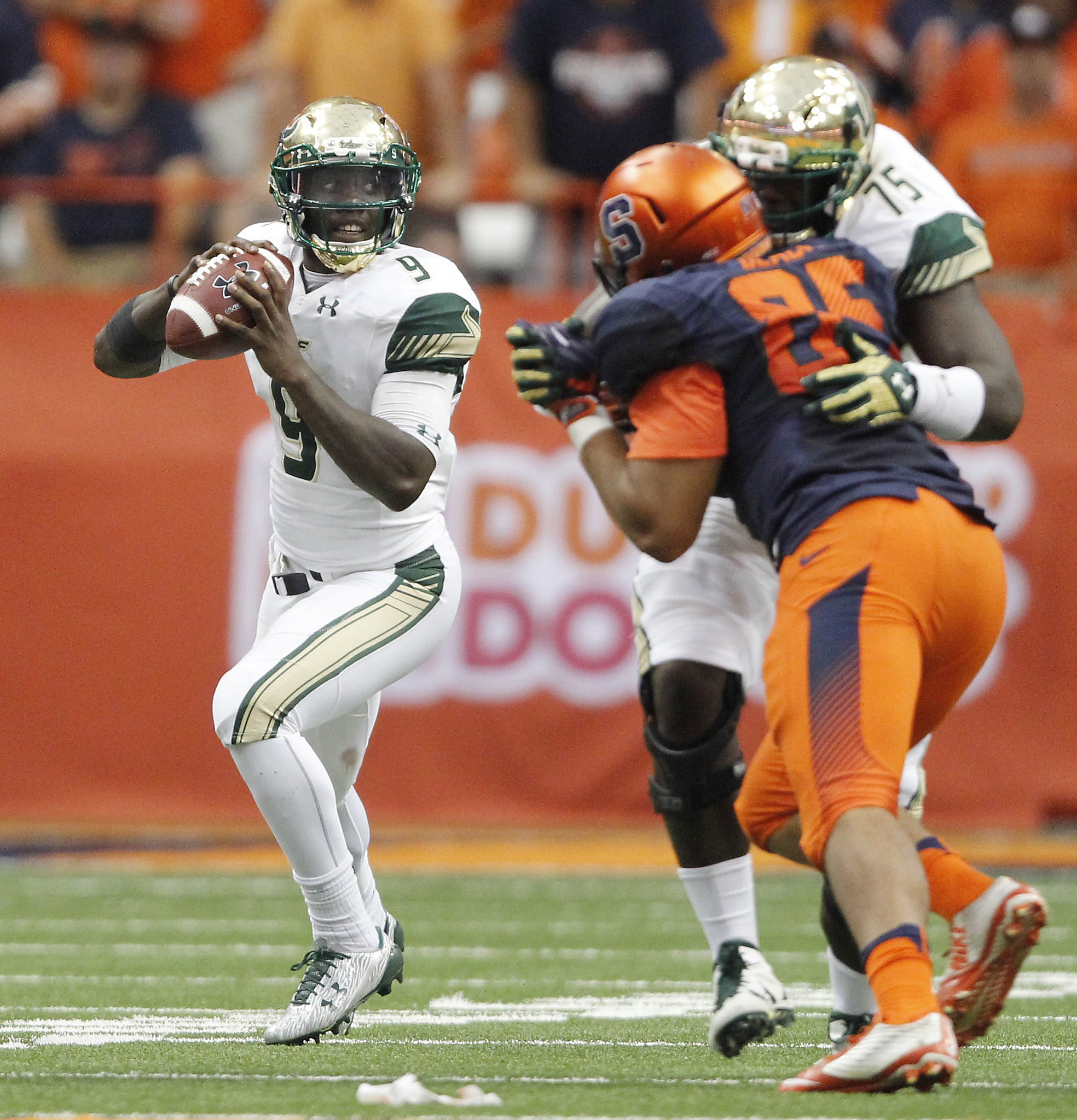 No. 19 South Florida gets early start to Charlie Strong era