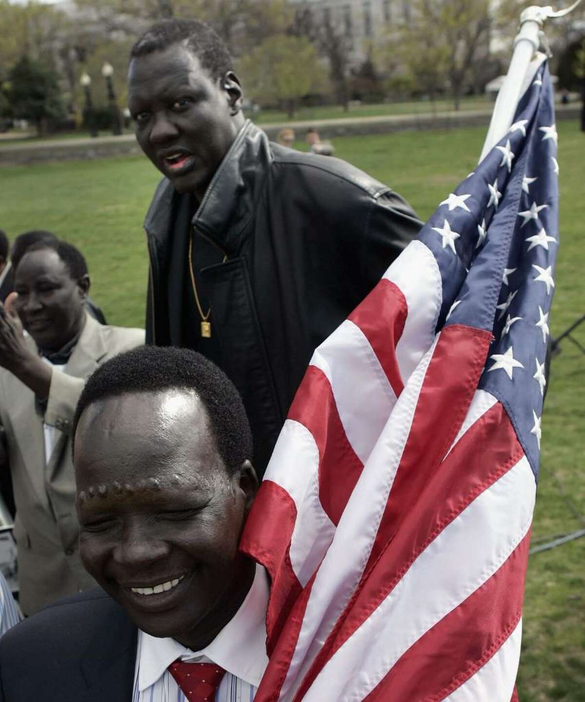 Former UB, NBA star and humanitarian Manute Bol dies at 47