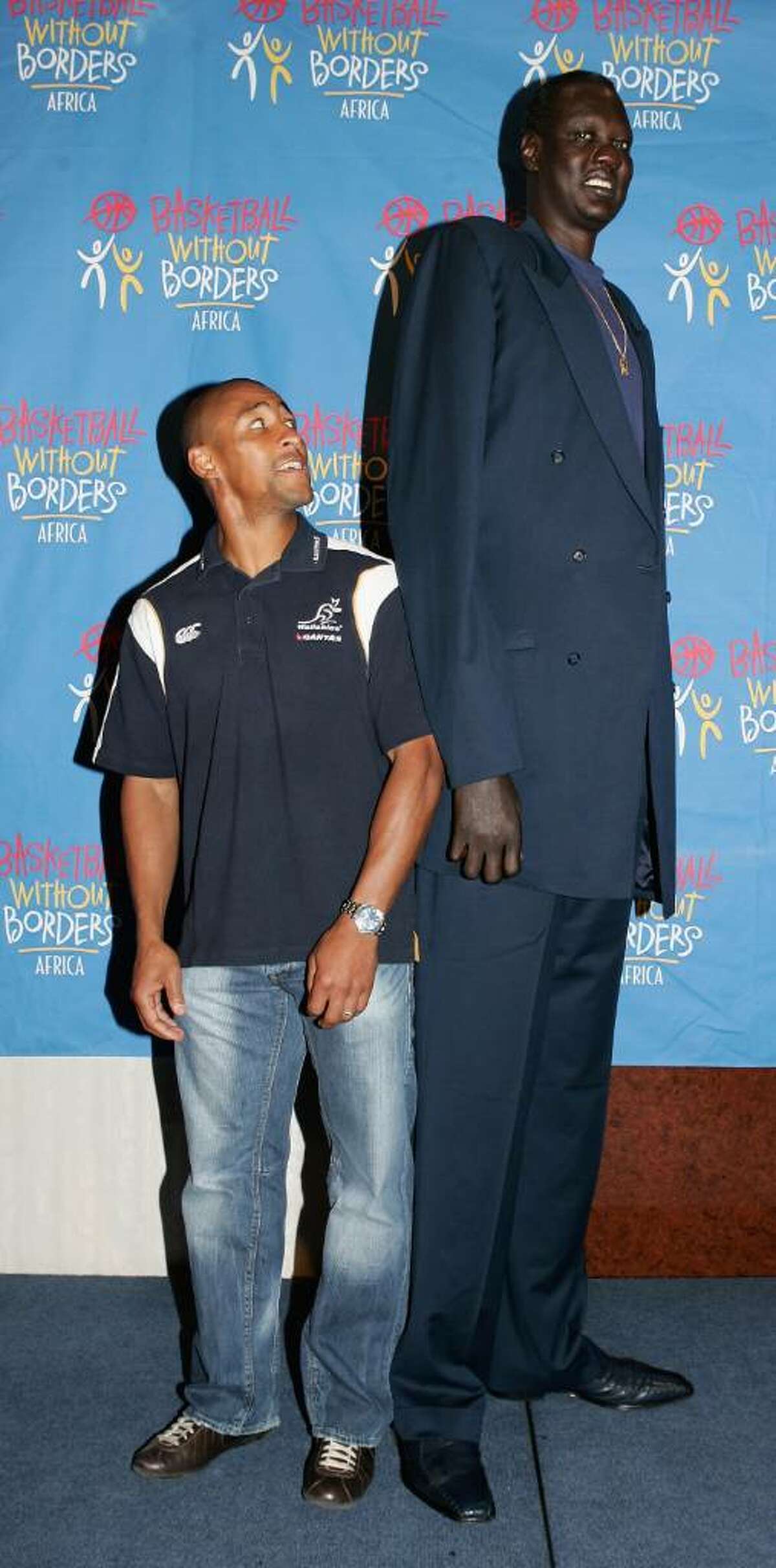 Former UB, NBA star and humanitarian Manute Bol dies at 47