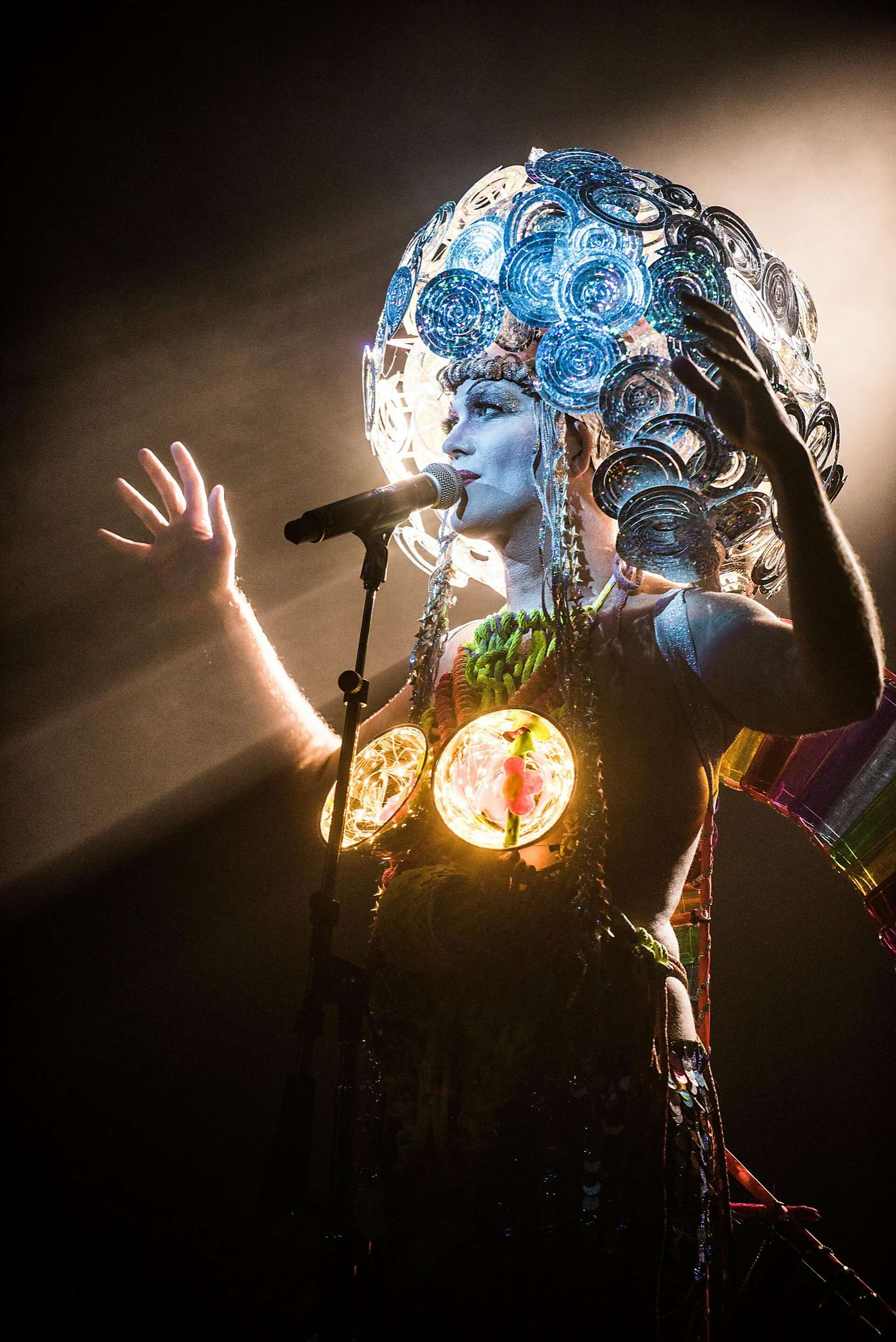 Taylor Mac goes big, and brings ‘a ritual sacrifice’ to S.F. and the Curran