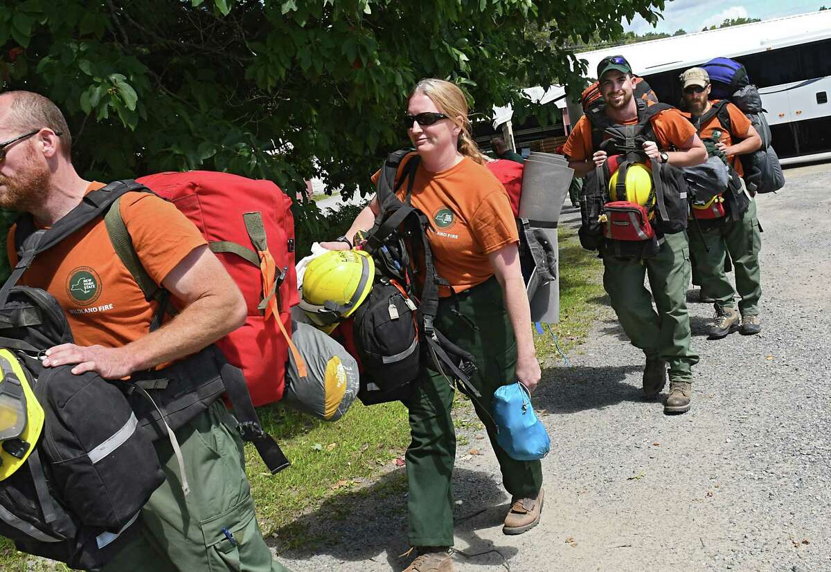 Fire crew back from Montana