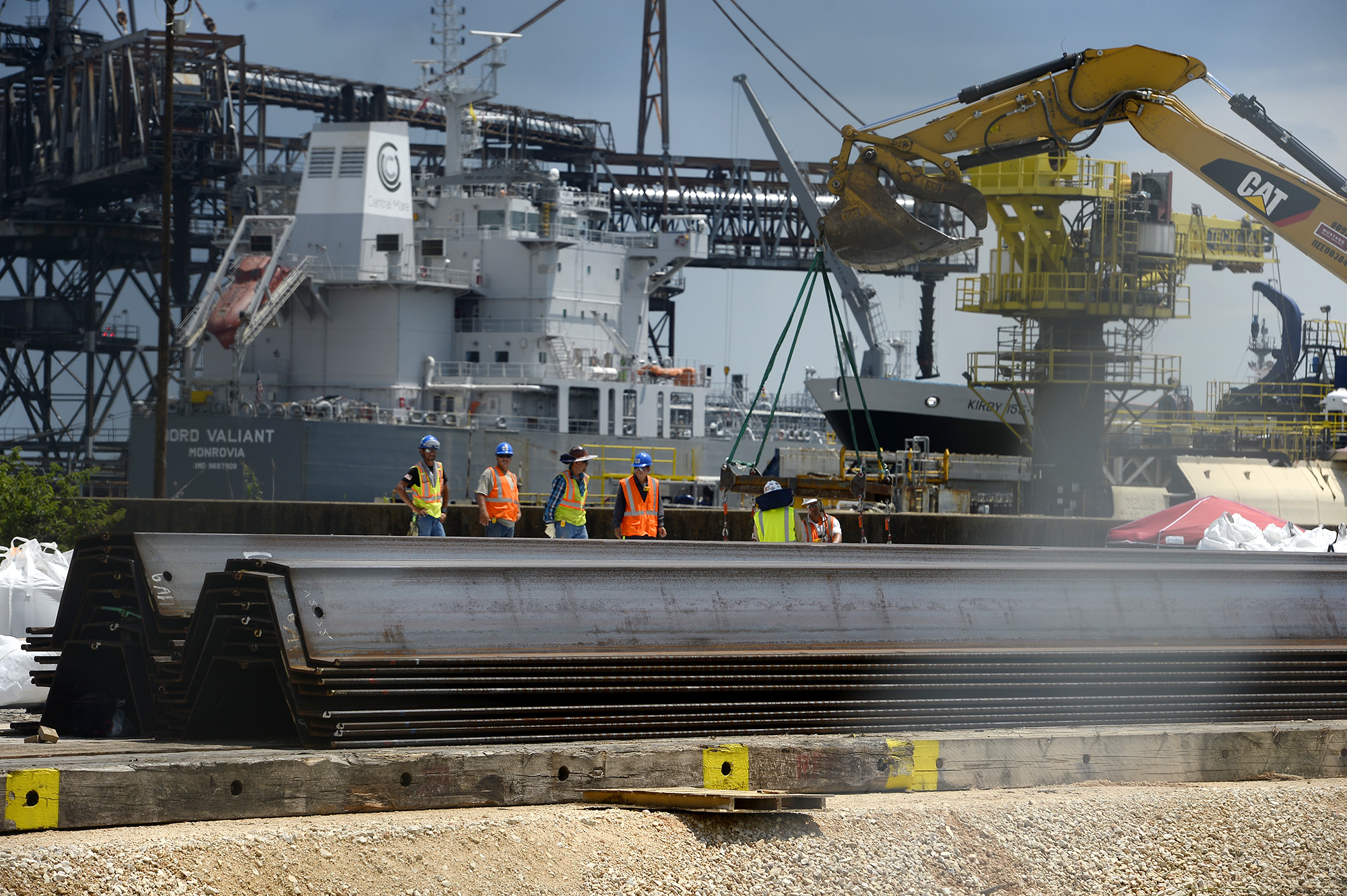 Valero's Port Arthur fire released an estimated 1 million pounds of ...