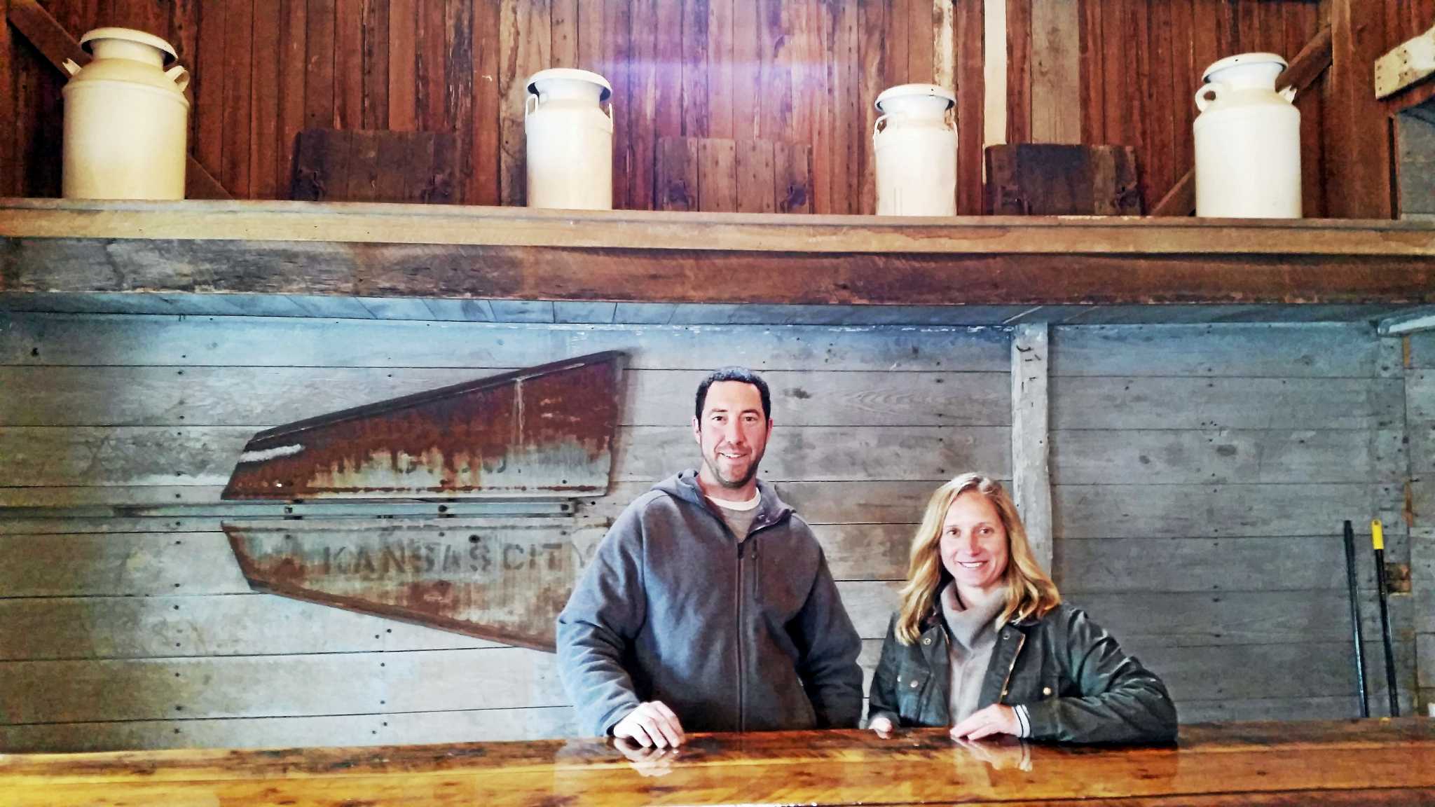White Barn at South Farms weddings tie a memorable knot