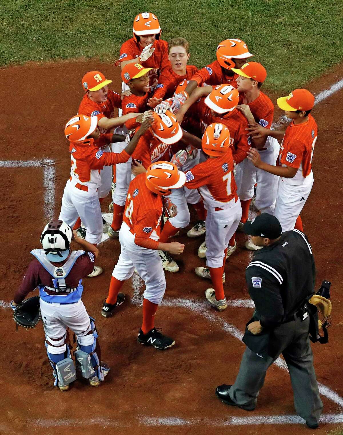LITTLE LEAGUE: Texas, North Carolina competing for US title at LLWS