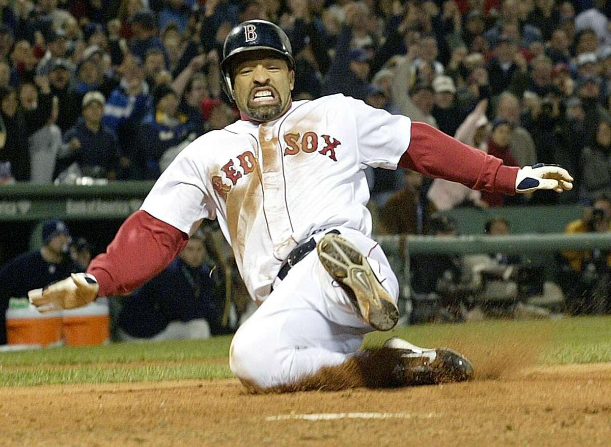 Rajai Davis trade evokes memories of Dave Roberts’ epic steal